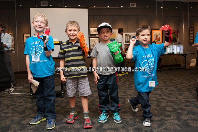 Mom, look at my Raptor Hand! | Simplify3D Software